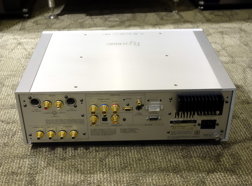 ESOTERIC(에소테릭) UX-1 유니버셜플레이어 | HIFICLUB - High-end Audio Magazine