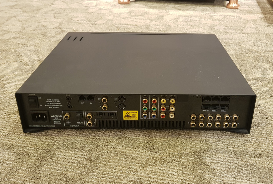 LINN(린) Unidisk SC 유니버셜플레이어 + 프리앰프 | HIFICLUB - High-end Audio Magazine