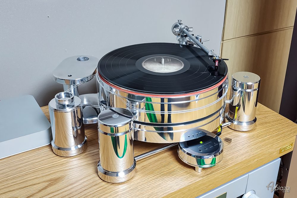 어쿠스틱솔리드(Acoustic Solid) 솔리드 에디션을 사용한 소스기기 업그레이드 – AV 플라자