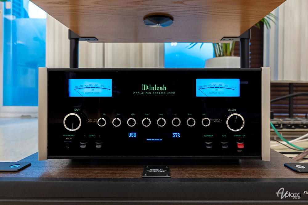 B&W 802 D4, 매킨토시(McIntosh) C53, MC462를 매칭한 하이파이 시스템 – AV 플라자