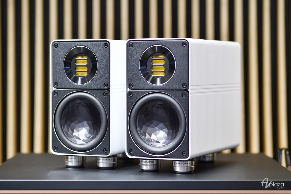 엘락(Elac) 컴팩트 북셀프 스피커 BS312 입고 및 전시 – AV 플라자