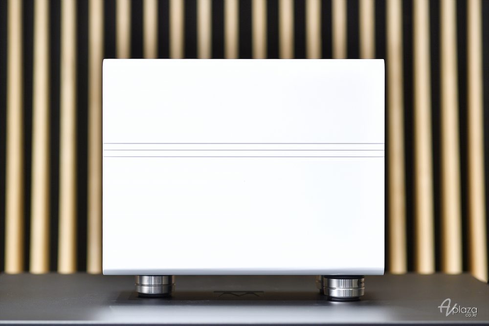 엘락(Elac) 컴팩트 북셀프 스피커 BS312 입고 및 전시 – AV 플라자