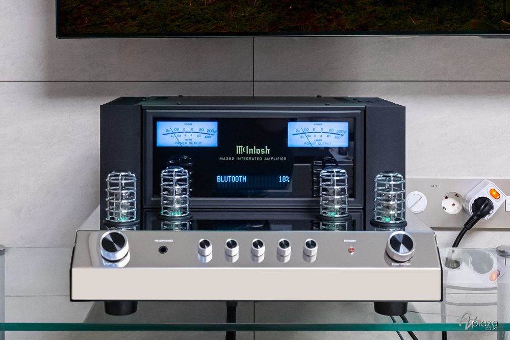 탄노이(Tannoy) 턴베리 GR, 매킨토시 MA352, 린 LP12를 매칭한 하이파이 시스템 – AV 플라자