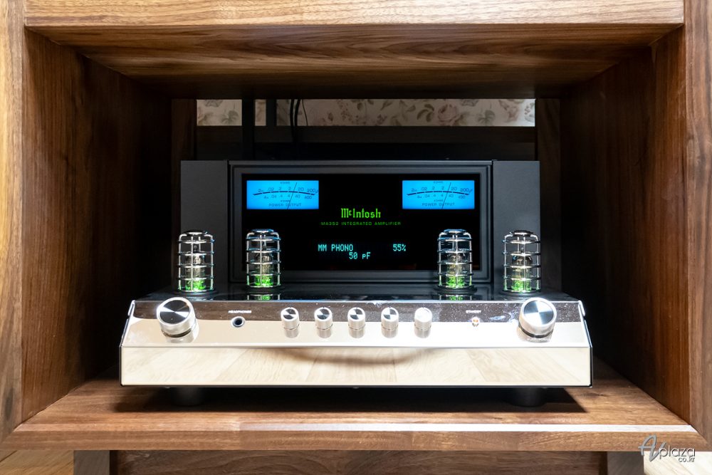 탄노이(Tannoy) 스털링 GR, 매킨토시 MA352를 매칭한 하이파이 시스템 – AV 플라자