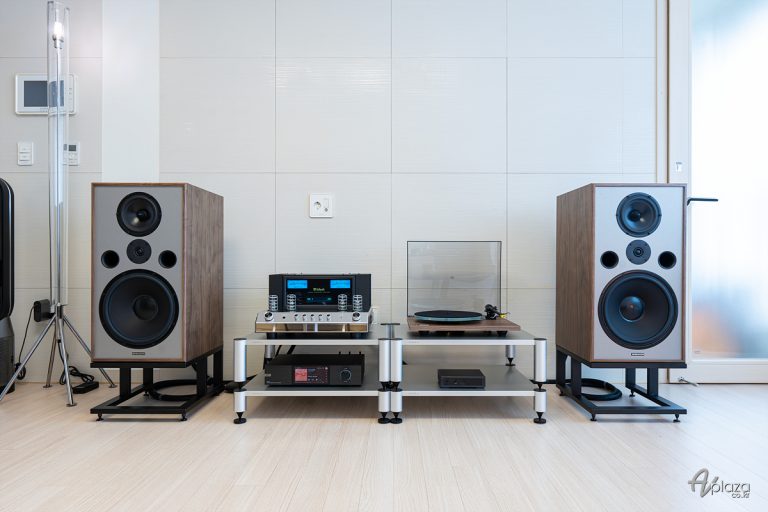 스펜더(Spendor) 클래식 100 Ti, 매킨토시(McIntosh) MA352를 매칭한 하이파이 시스템 – AV 플라자