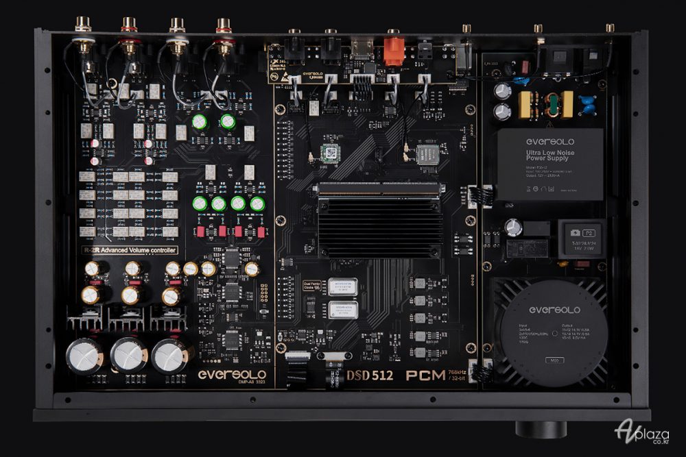 B&W 802 D4, 매킨토시(McIntosh) MA352를 매칭한 하이파이 시스템 – AV 플라자