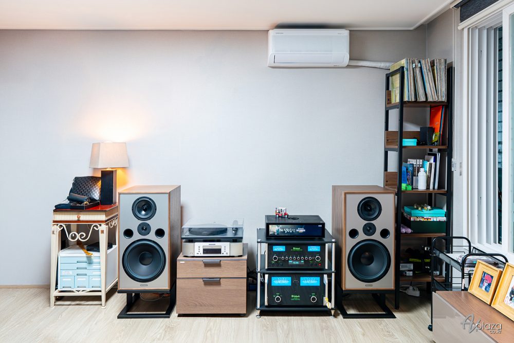 스펜더(Spendor) 클래식 100 Ti, 매킨토시 C55, MC462를 매칭한 하이파이 시스템 – AV 플라자