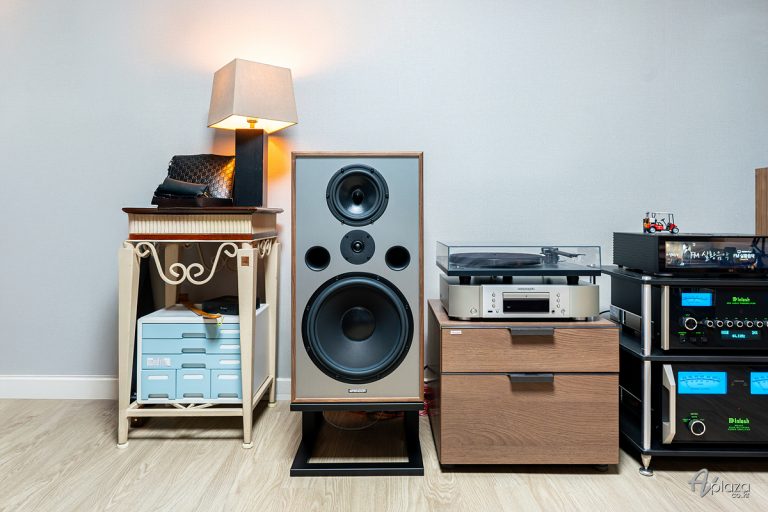 스펜더(Spendor) 클래식 100 Ti, 매킨토시 C55, MC462를 매칭한 하이파이 시스템 – AV 플라자